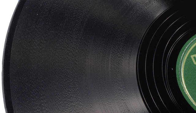 Preservation Self-Assessment Program (PSAP) | Phonograph Record